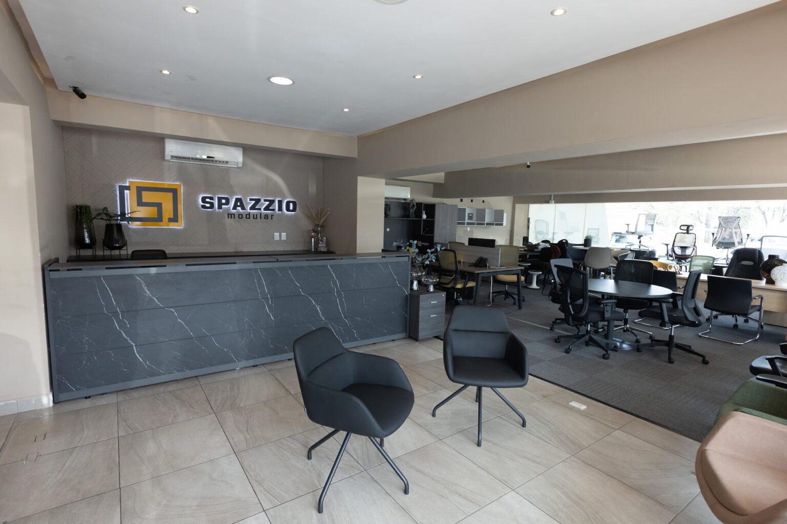 Contacto - Spazzio Modular